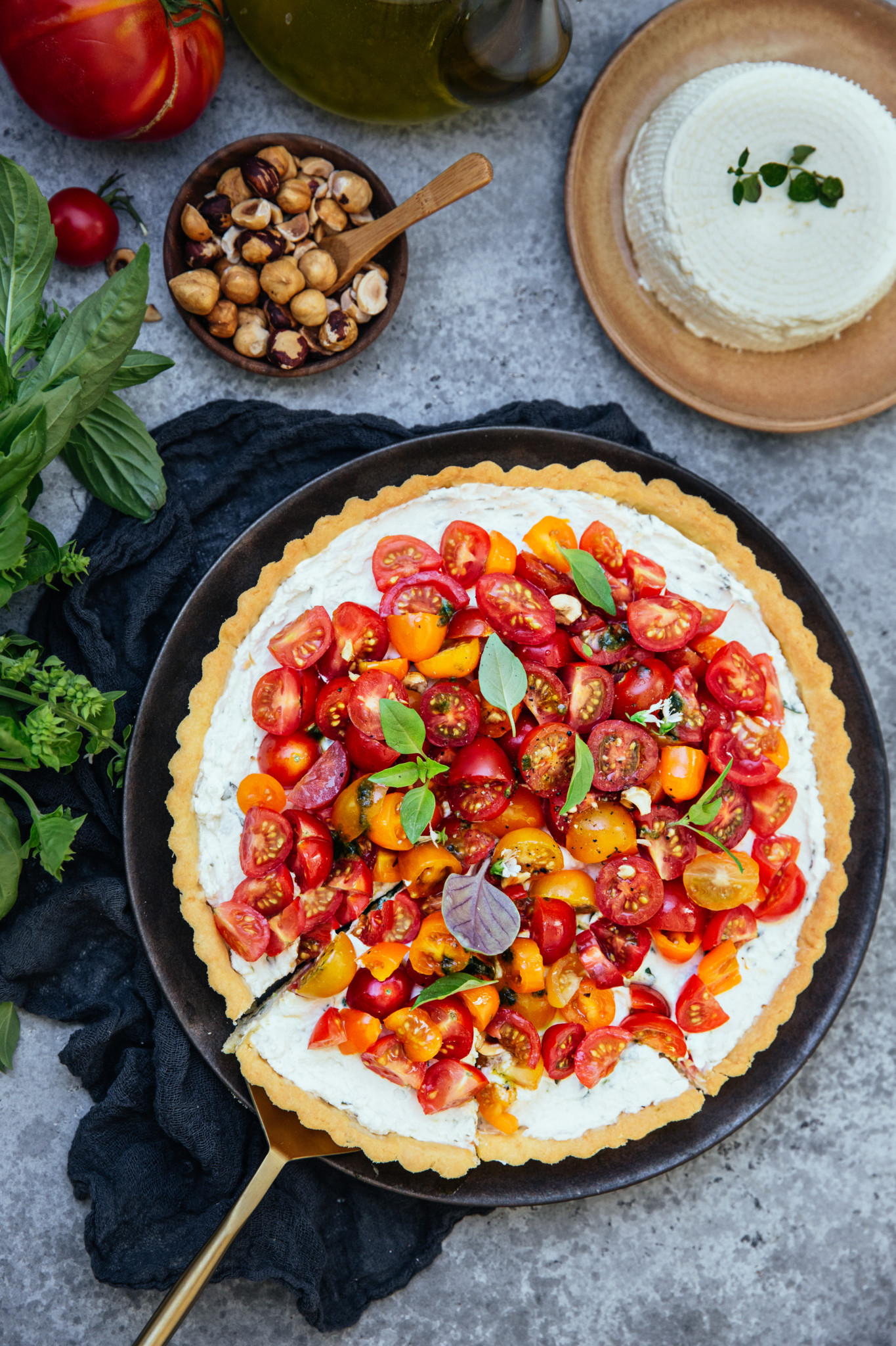 Tarte ricotta basilic & tomates cerises multicolores - Stephatable